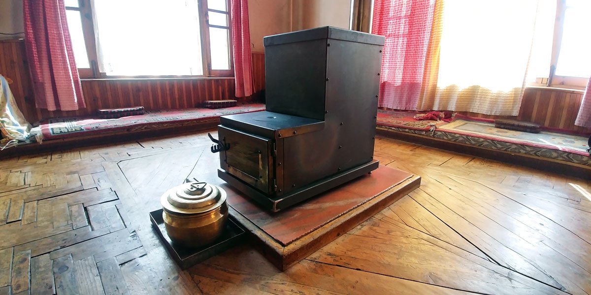 Himalayan Rocket Stove – A better way of heating and cooking!